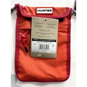 Hunter | Bags | Nwt Hunter Original Packable Phone Pouch In Sun Cup ...